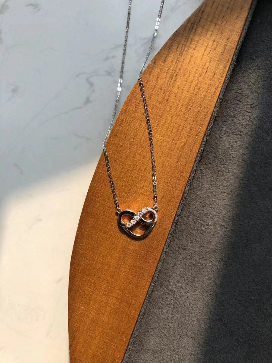 Infinity Pendant – Misty Jewel Limited